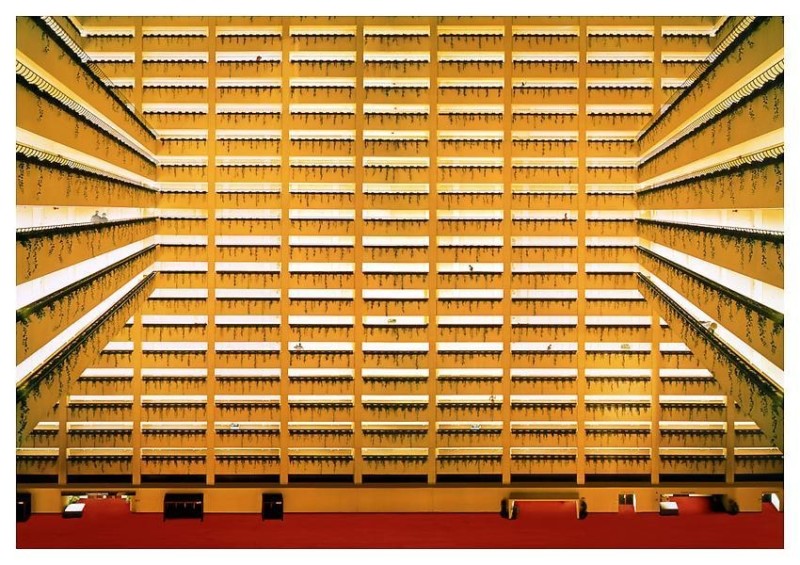 Times Square, ANDREAS GURSKY | Matthew Marks Gallery